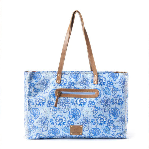 Myra Delft Garden Weekender Bag – Dash Getaways - Travel Tours & Gift ...